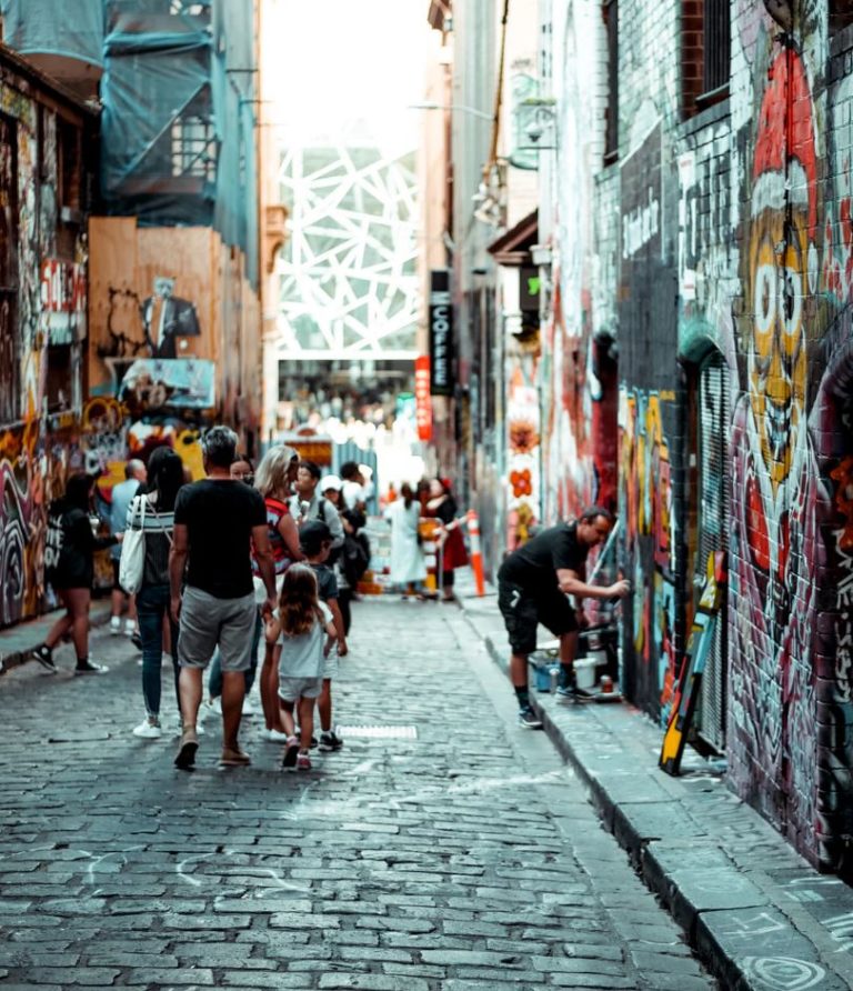 100 Best Street Photos Of The Year – List Inspire